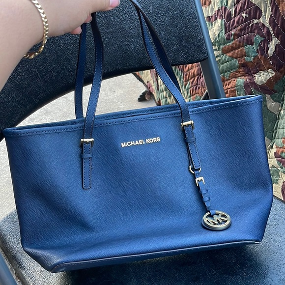 MICHAEL Michael Kors | Bags | Navy Blue Mk Purse | Poshmark